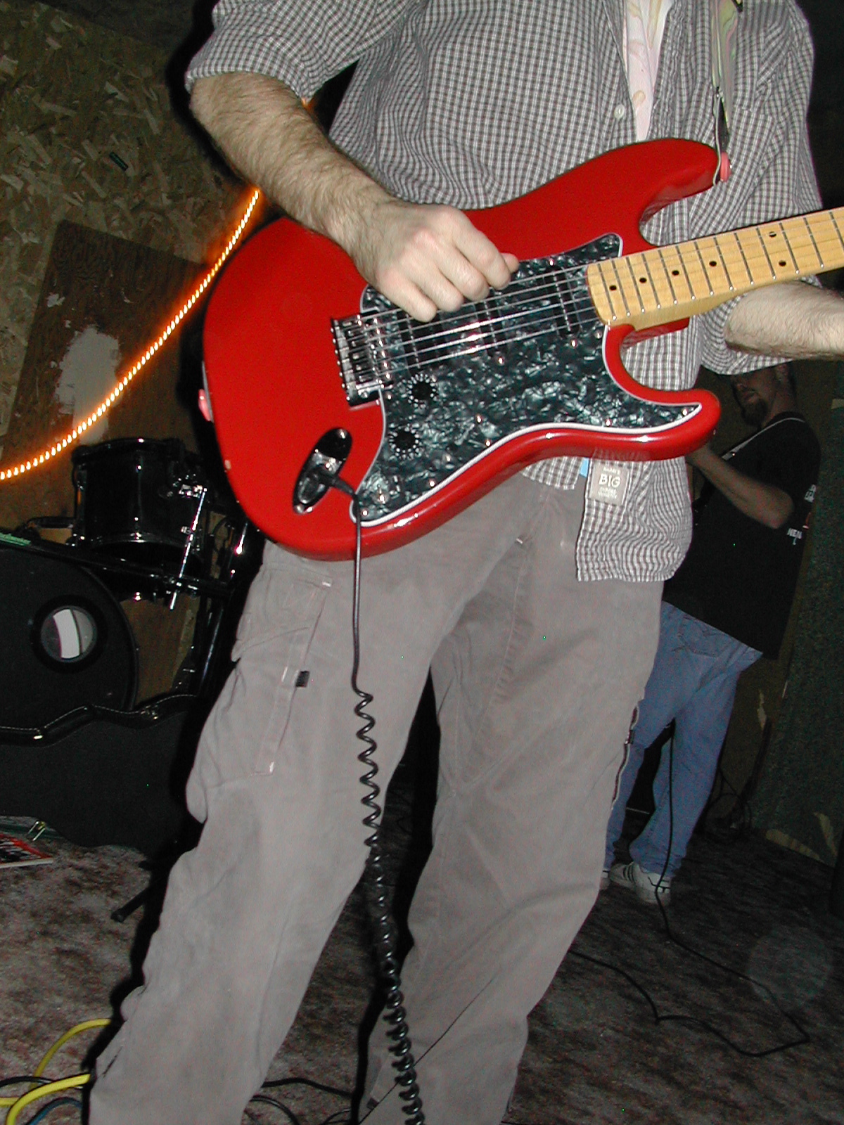 guitar strat in action – nogolopolis